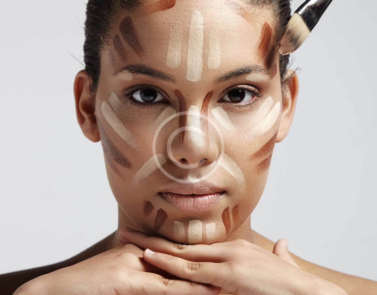 How to Style Fishnets Like a Pro - SIL Magazin